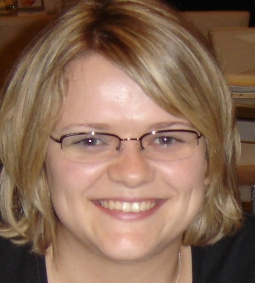 About – Lara Russell